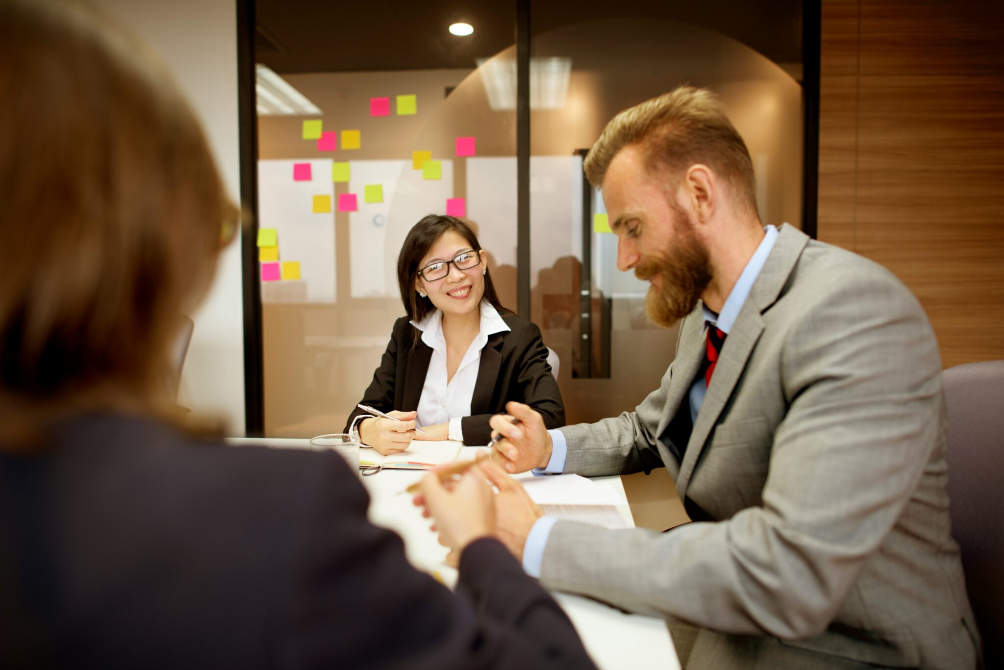 Business Leadership Styles That Build High-Performing Teams